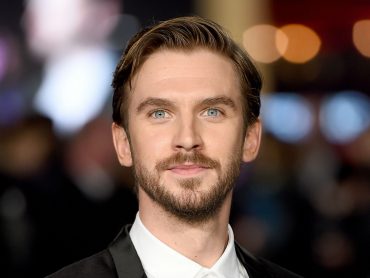 Dan Stevens Family Photos, Wife 2023, Age, Children, Net Worth ...